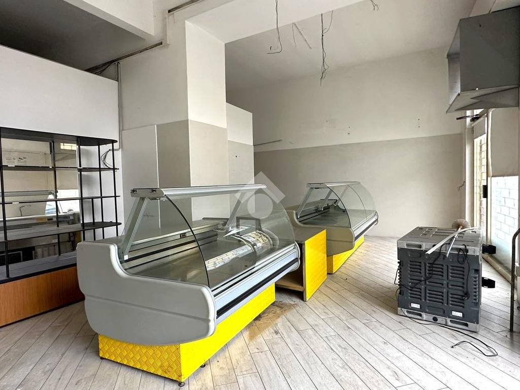 Locale commerciale via Ovada 29, Novi Ligure, Rif. 115903765 ...