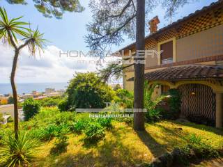 Case in vendita in zona Quinto, Genova - Immobiliare.it