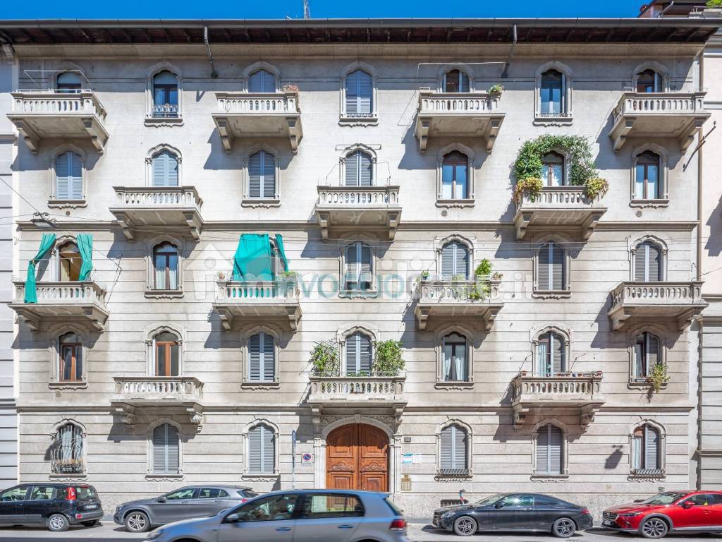 Sale Apartment Milan. 3-room flat in via Plinio 35. Good condition ...
