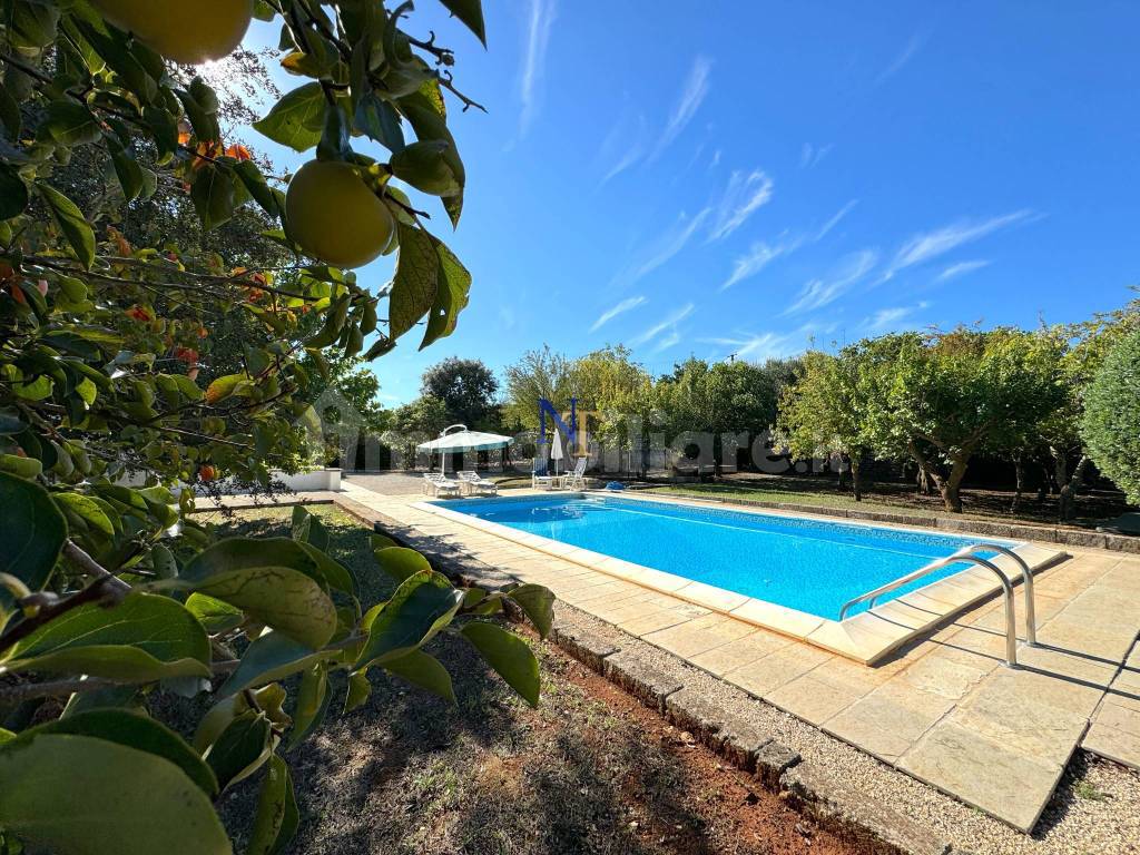 Vendita Villa unifamiliare Ostuni. Buono stato, posto auto, con terrazza, riscaldamento autonomo ...