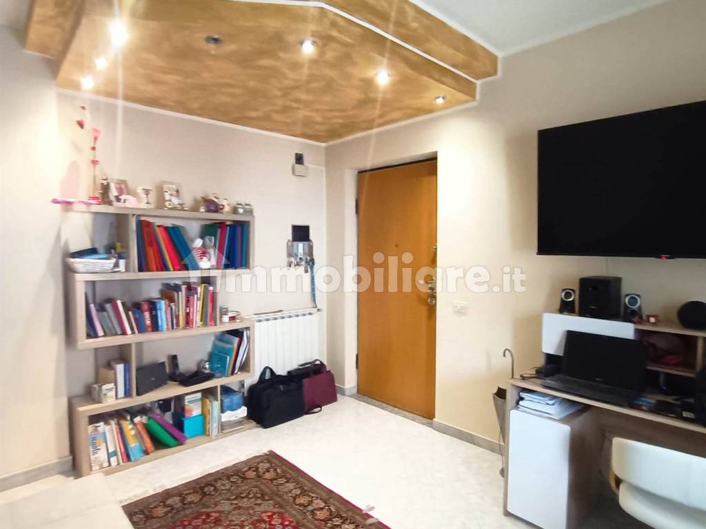 Vendita Appartamento San Pietro Clarenza. Trilocale in viale Europa ...