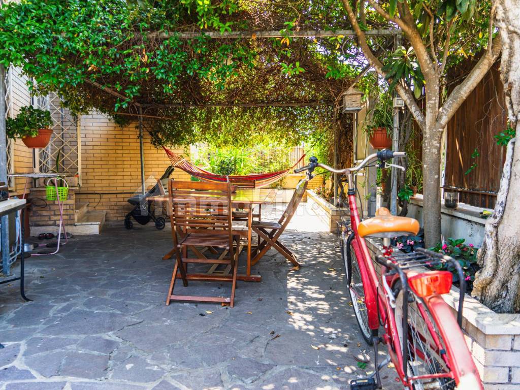 Vendita Appartamento Roma. Trilocale in via Umberto Ricci. Ottimo stato ...