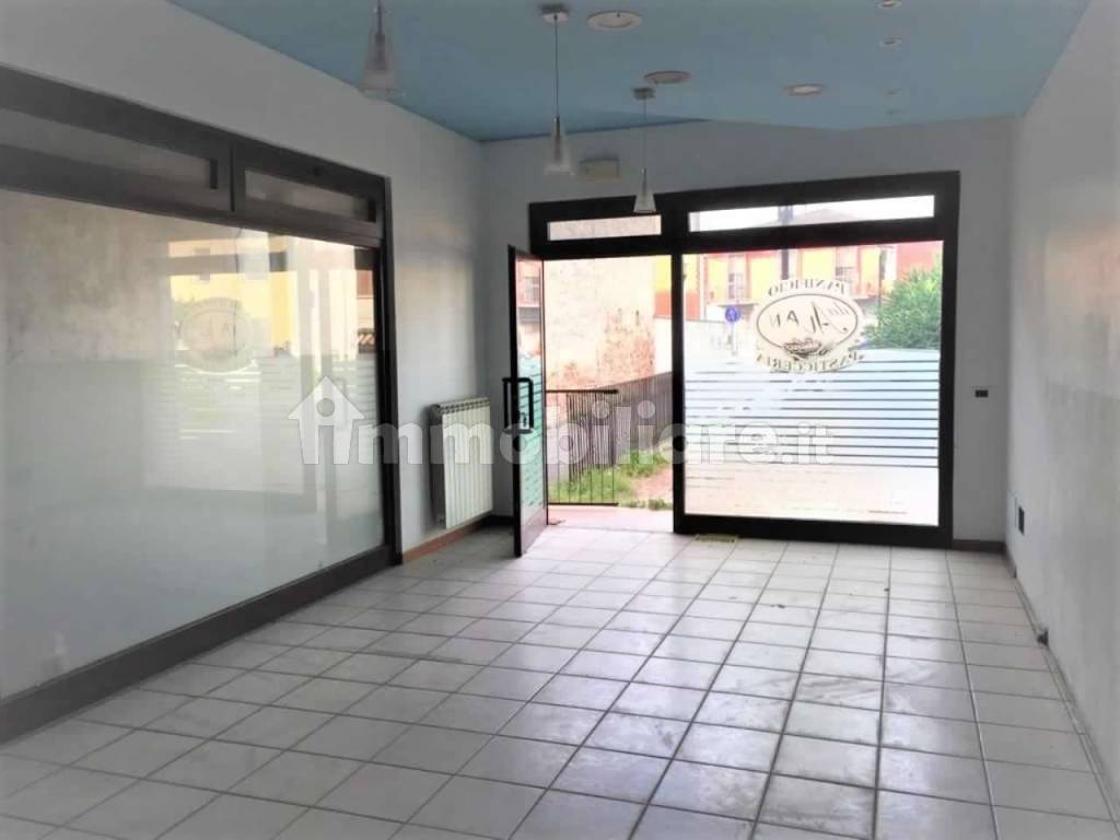 Locale commerciale via Roma 41, Gerre de' Caprioli, Rif. 115967481 ...