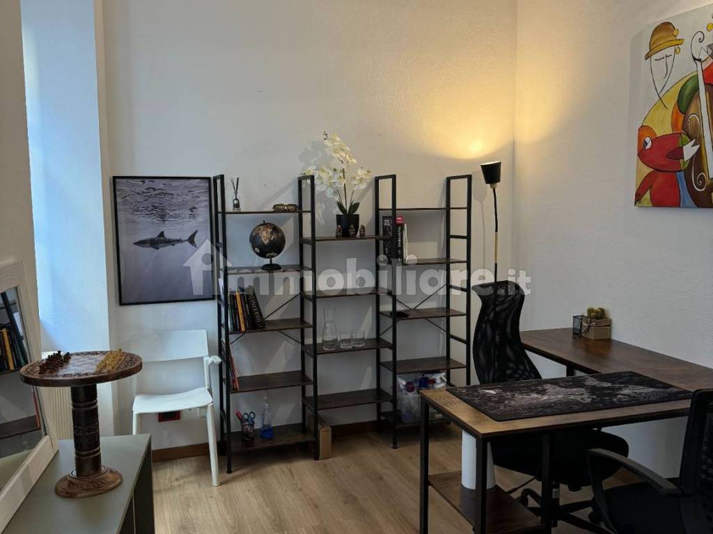 Ufficio - Studio via Lavizzari 16, Sondrio, Rif. 115837891 - Immobiliare.it