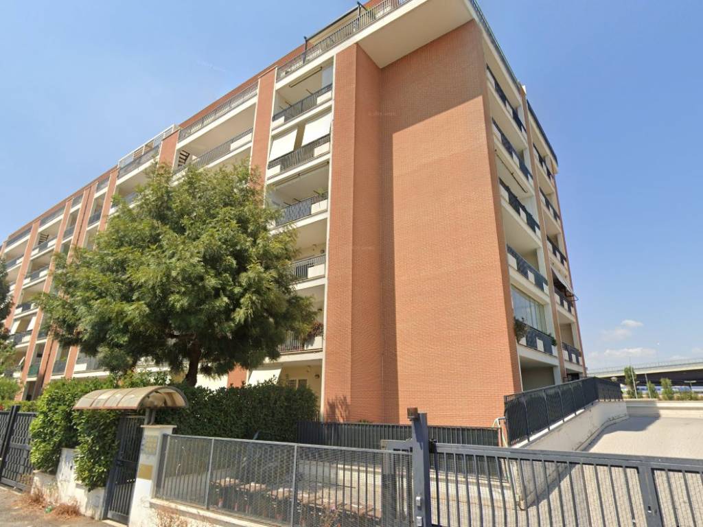 Vendita Appartamento Roma. Bilocale in via Luigi Crocco 8. Buono stato ...