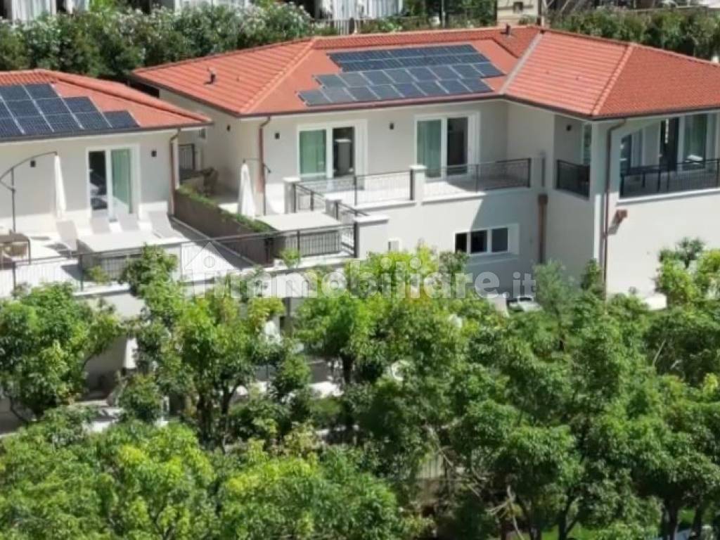 Affitto Villa plurifamiliare in via della Somma 17 San Felice del ...