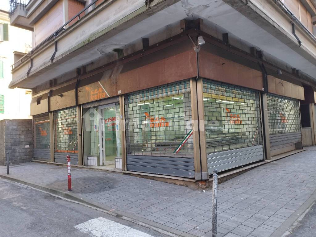 Locale commerciale via Trieste 22, Rapallo, Rif. 116043041 - Immobiliare.it