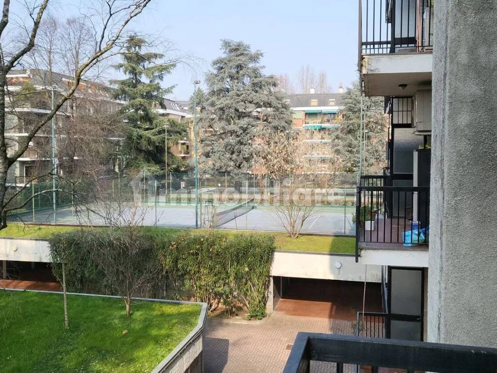 Vendita Appartamento Milano. Bilocale in via Federico Tesio, 1. Buono ...