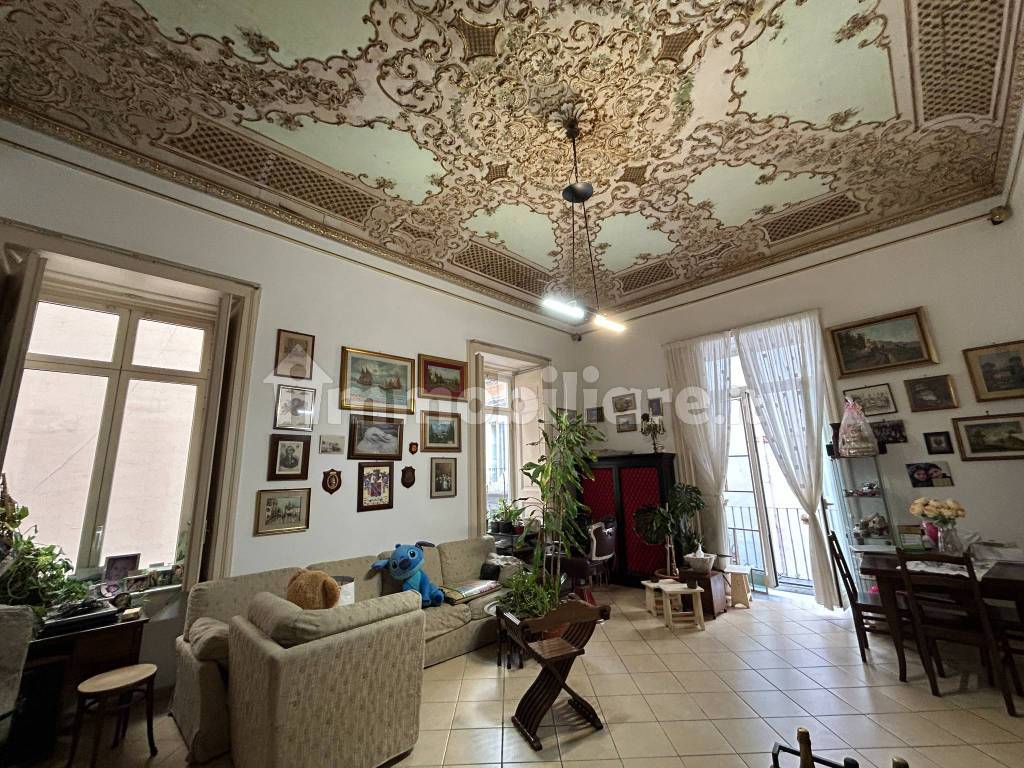 Vendita Appartamento in via Francesco Saverio Correra. Napoli. Ottimo ...