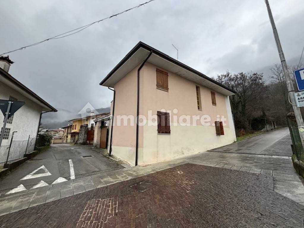Vendita Terratetto unifamiliare in piazza Miani 15 Meduno. Da ...
