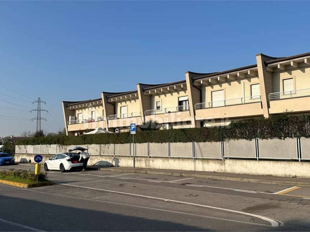 Vendita Appartamento Grezzago. Bilocale in via Roma, 44. Buono stato ...