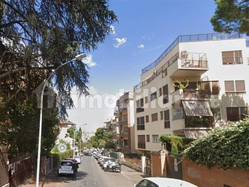 Vendita Appartamento in via Marco Besso. Roma. Buono stato, terzo piano ...