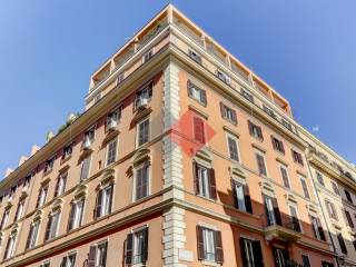 Case in vendita in Via Alessandria, Roma - Immobiliare.it