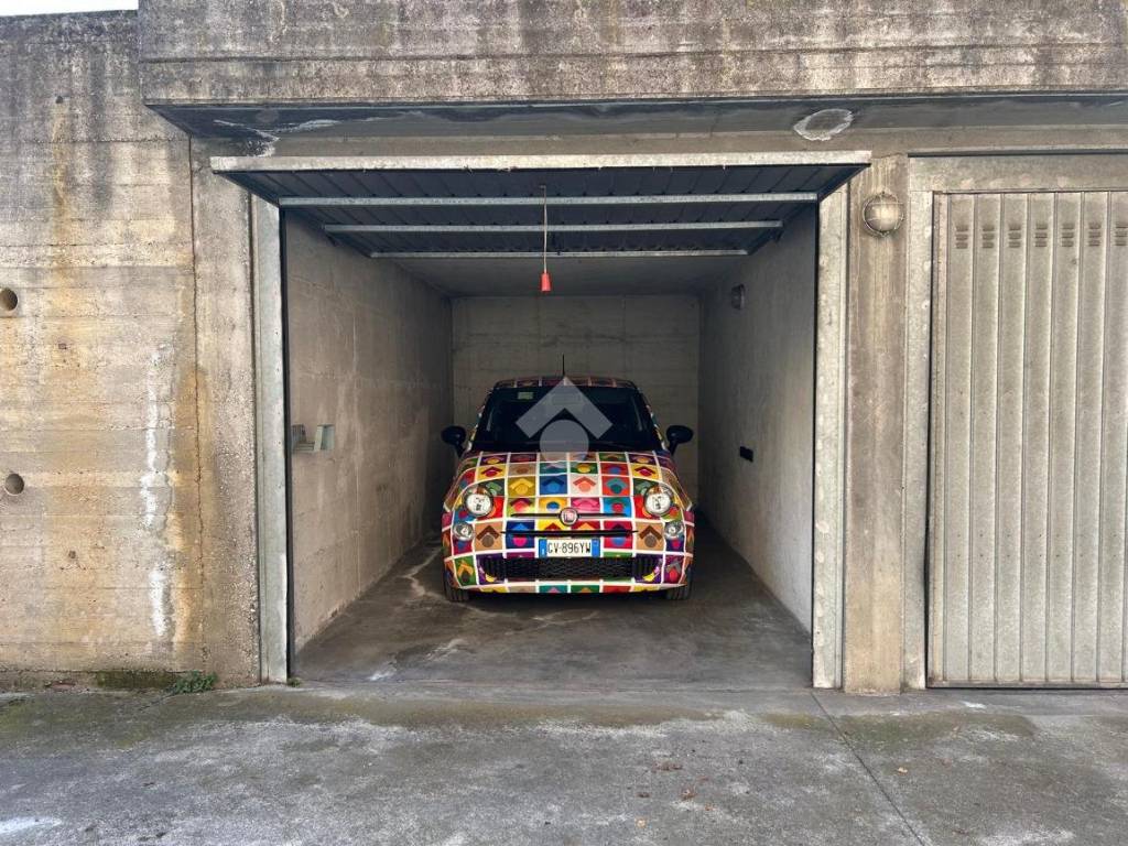 Garage - Box viale Duca degli Abruzzi 173, Brescia, Rif. 116345403 ...