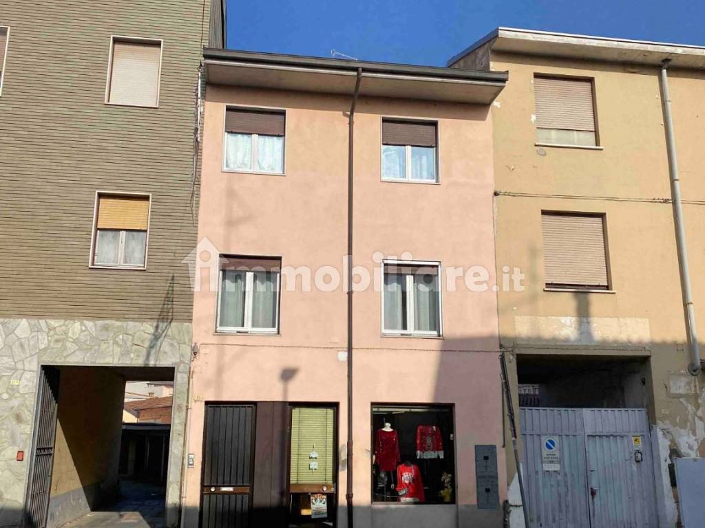 Vendita Appartamento Novara. Trilocale in corso Milano 35. Ottimo stato ...