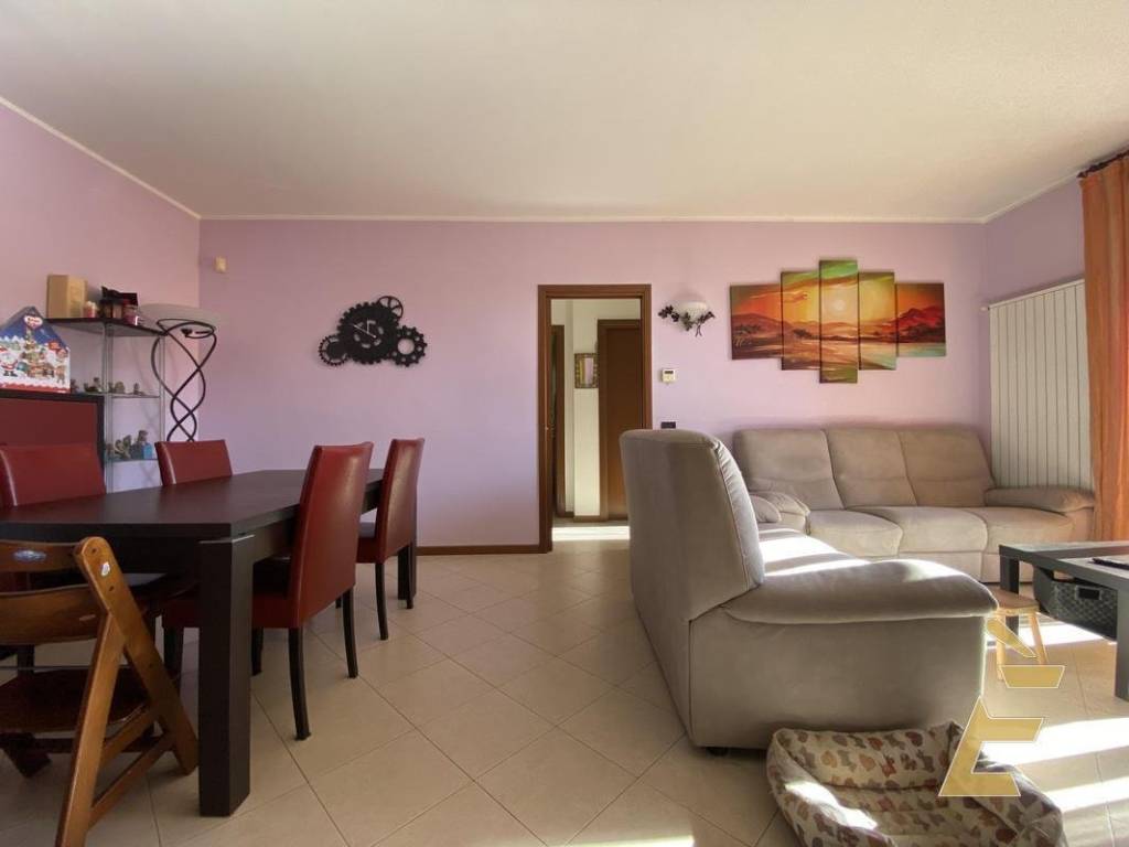 Vendita Appartamento Cava Manara. Trilocale in Ferruccio Belli 2/C ...