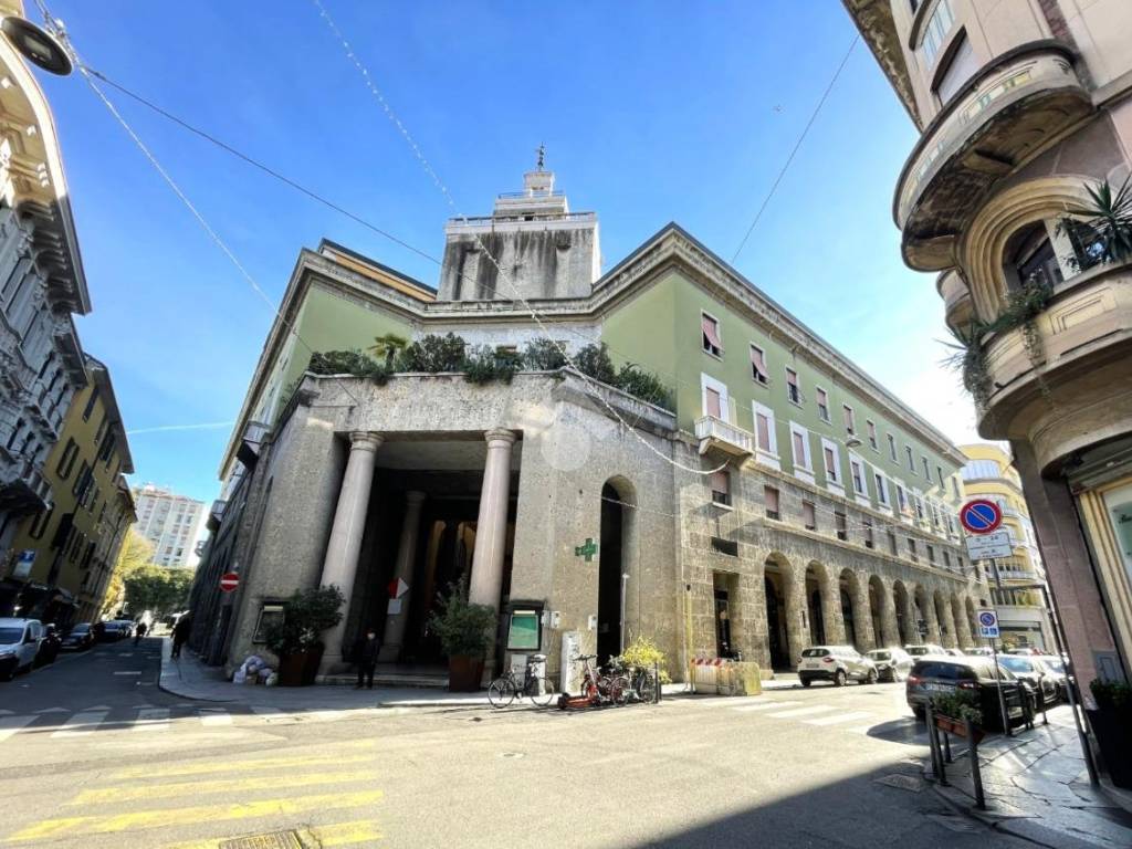 Vendita Appartamento Cremona. Trilocale in corso Campi 11. Buono stato, quarto piano, con ...