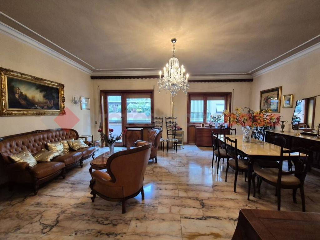 Vendita Appartamento Roma. Quadrilocale in via val maggia, 28. Da ...