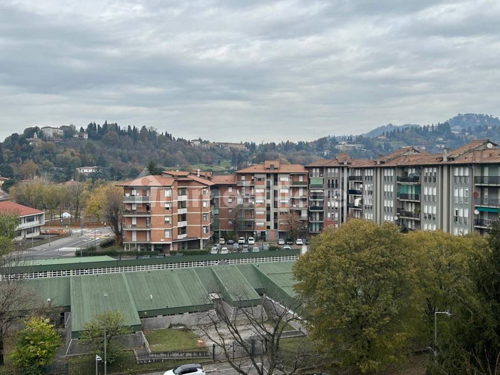 Vendita Appartamento Bergamo. Trilocale in viale Louis Pasteur 1A ...