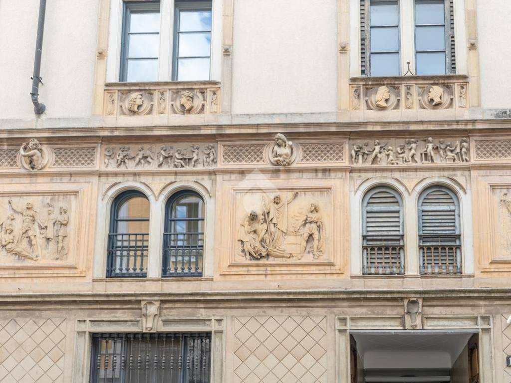 Vendita Appartamento Milano. Trilocale in via Castelfidardo 10. Da ...