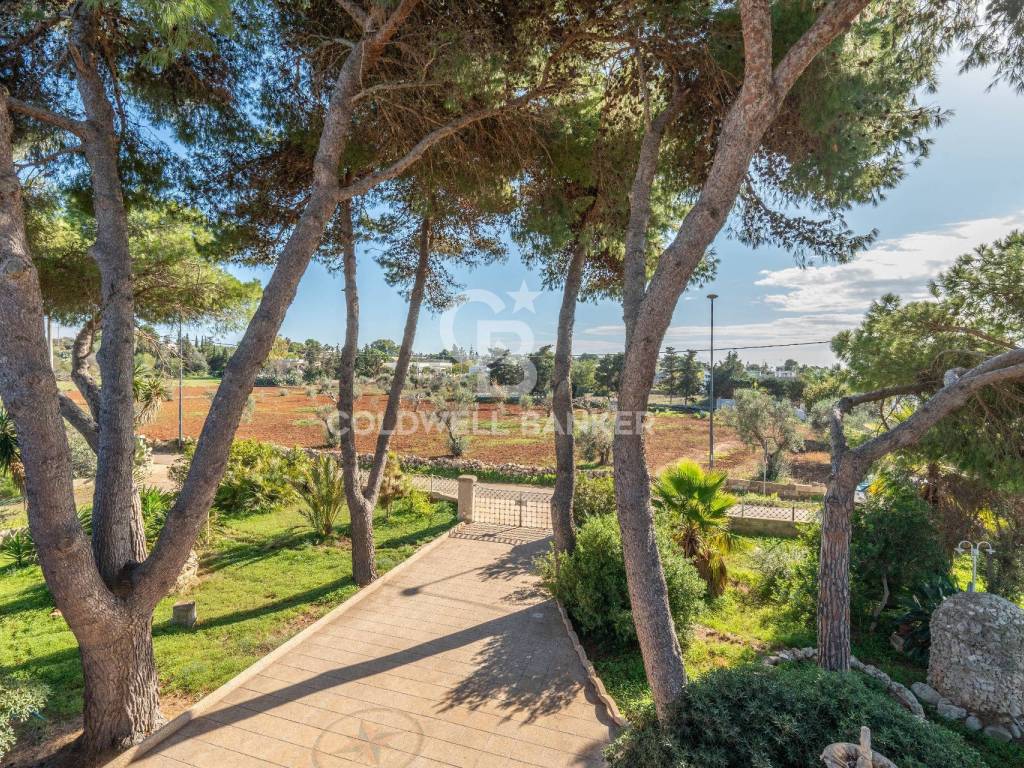 Vendita Villa unifamiliare in Contrada Michele Gioia Racale. Buono ...