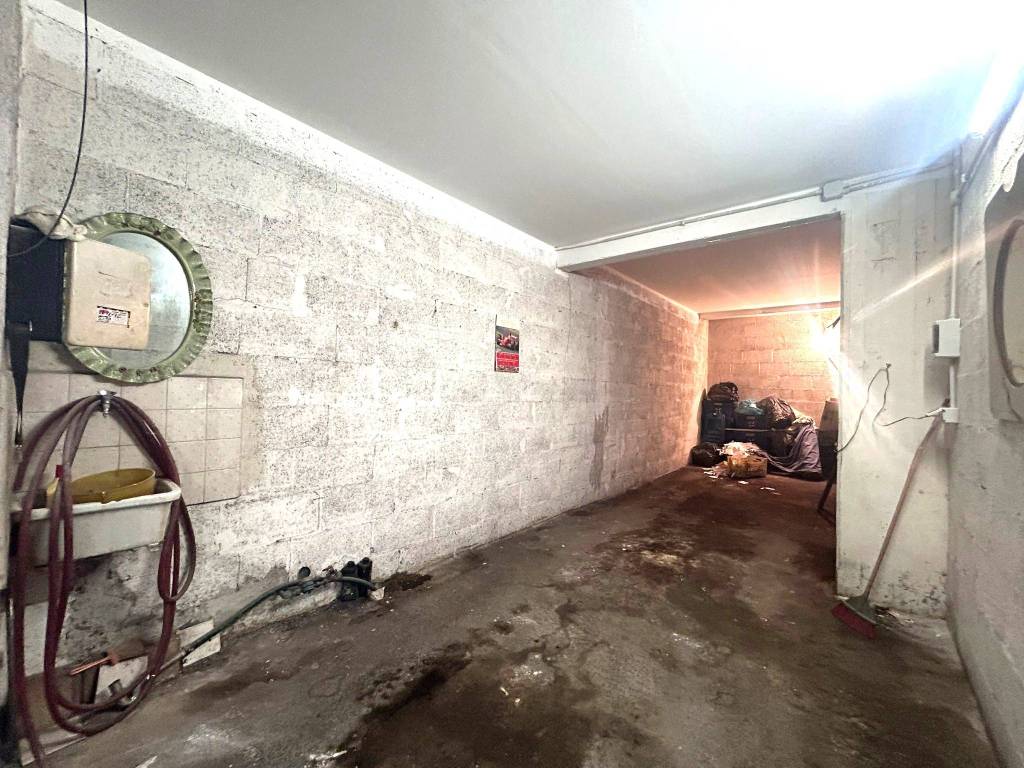 Garage - Box via del Grano, Roma, Rif. 116632323 - Immobiliare.it