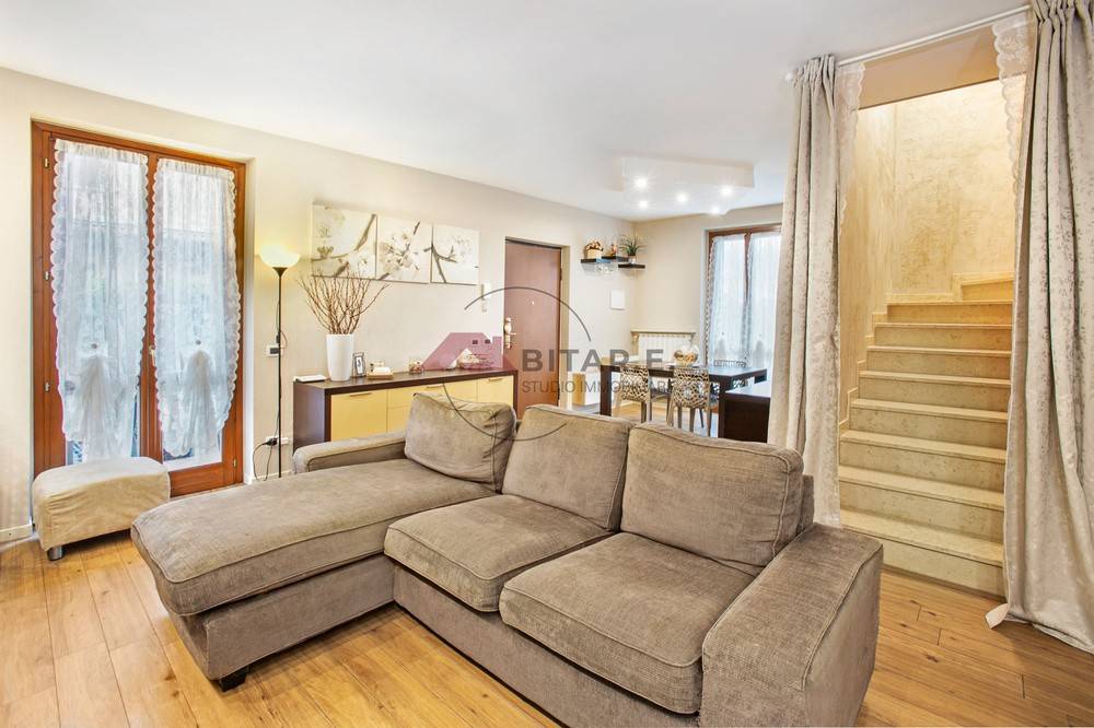 Vendita Villa a schiera in via Santa Maria Crocifissa di Rosa 1 ...