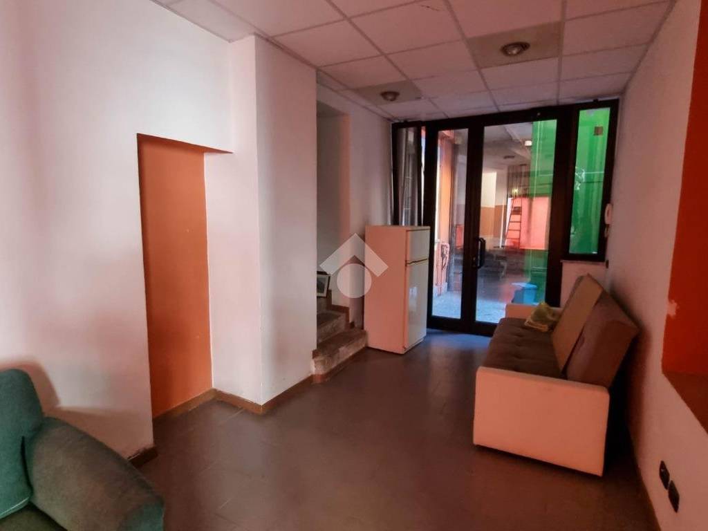 Locale commerciale via fossa castello 3, Brivio, Rif. 116655465 ...