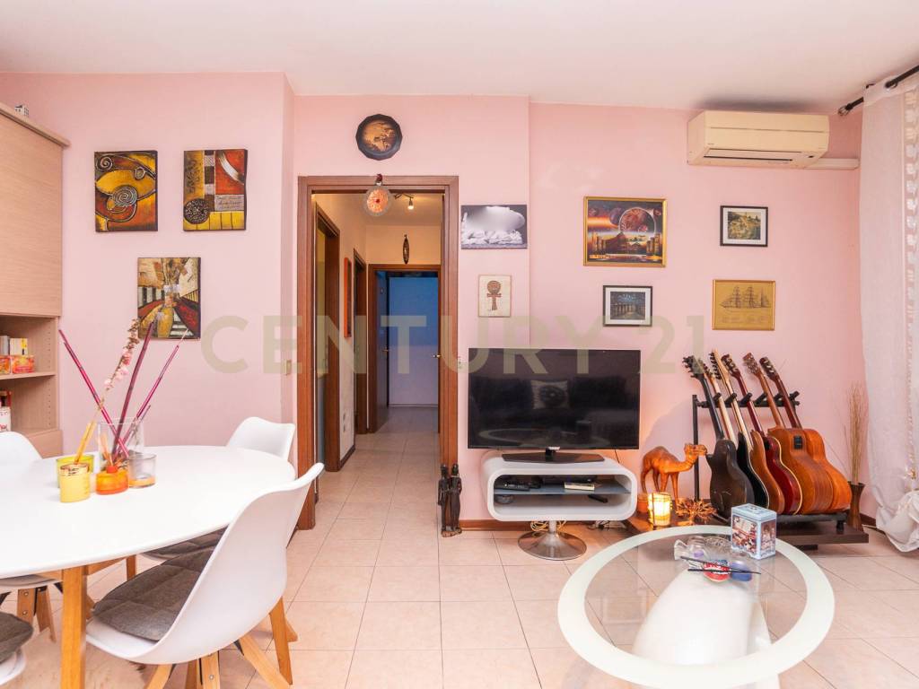 Vendita Appartamento in via San Giovanni in Argentella 138. Roma ...