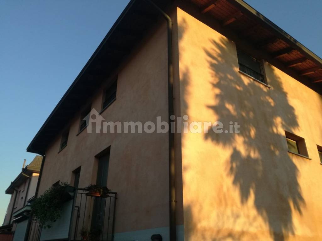 Sale Attic in via San Luigi 3 Cornate d'Adda. Good condition, parking ...