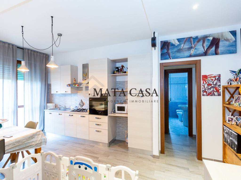 Vendita Appartamento Cambiago. Trilocale in via Monte Bianco 13. Ottimo ...