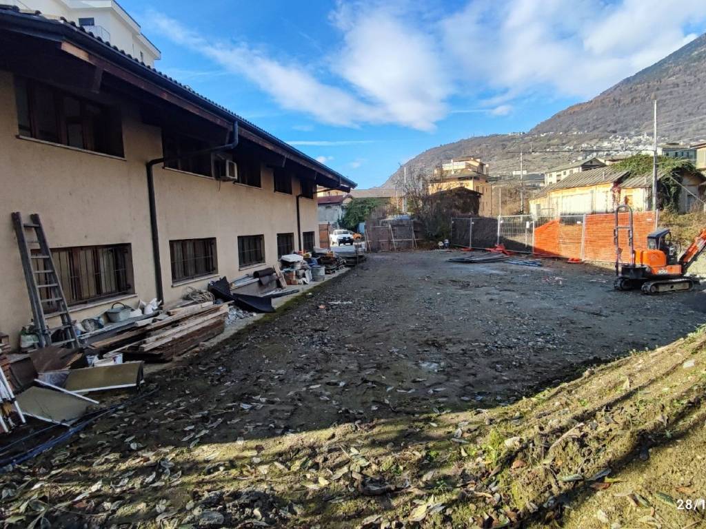 Palazzo - Edificio via Tonale 4, Sondrio, Rif. 116823161 - Immobiliare.it