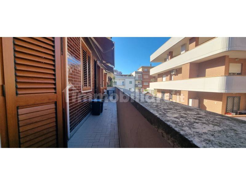 Vendita Appartamento Pomezia. Quadrilocale in via Roma. Buono stato ...