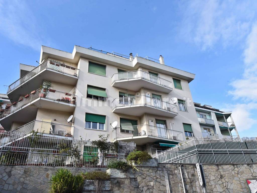 Vendita Appartamento Genova. Quadrilocale in via Angelo Orsini. Ottimo ...