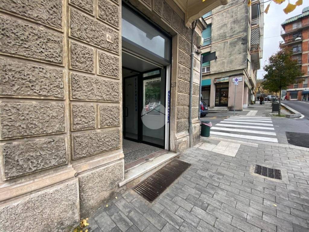 Locale commerciale viale Carlo Canepa, Genova, Rif. 116938595 ...