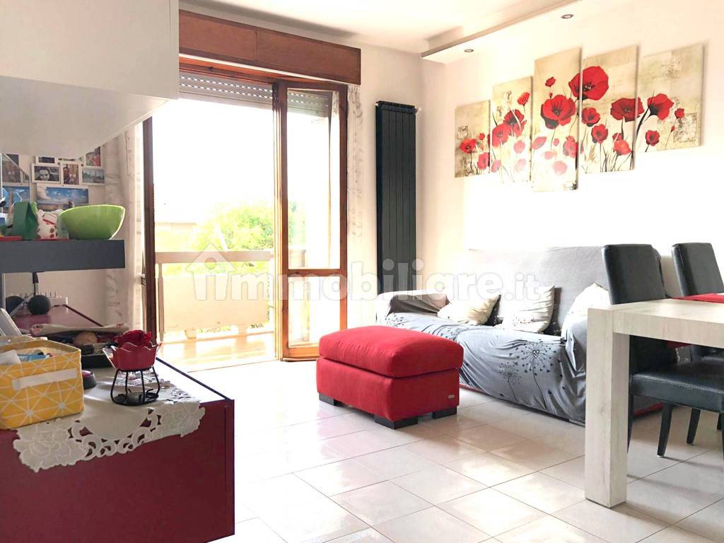 Vendita Appartamento Roma. Bilocale in via Fiume Giallo. Ottimo stato ...