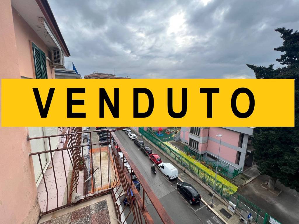 Vendita Appartamento Bari. Bilocale in via Premuda 13. Da ristrutturare ...