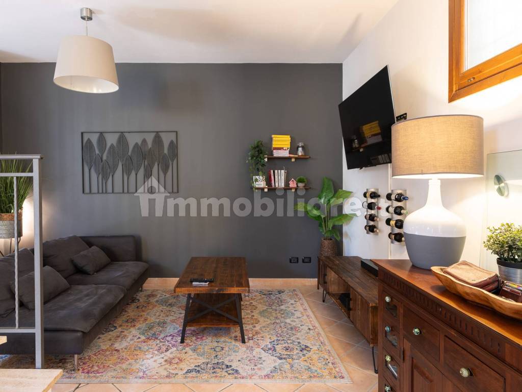 Vendita Villa bifamiliare in via Umberto Ricci Roma. Ottimo stato ...