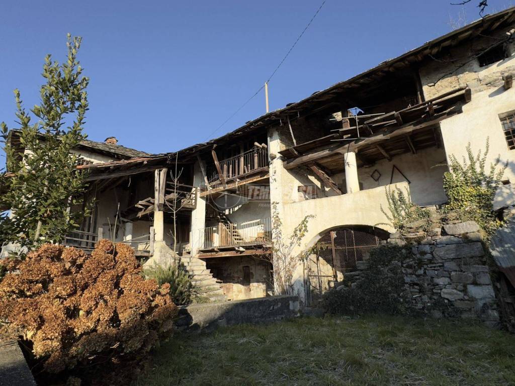 Vendita Terratetto unifamiliare in Strada Provinciale 64 40 Valchiusa ...