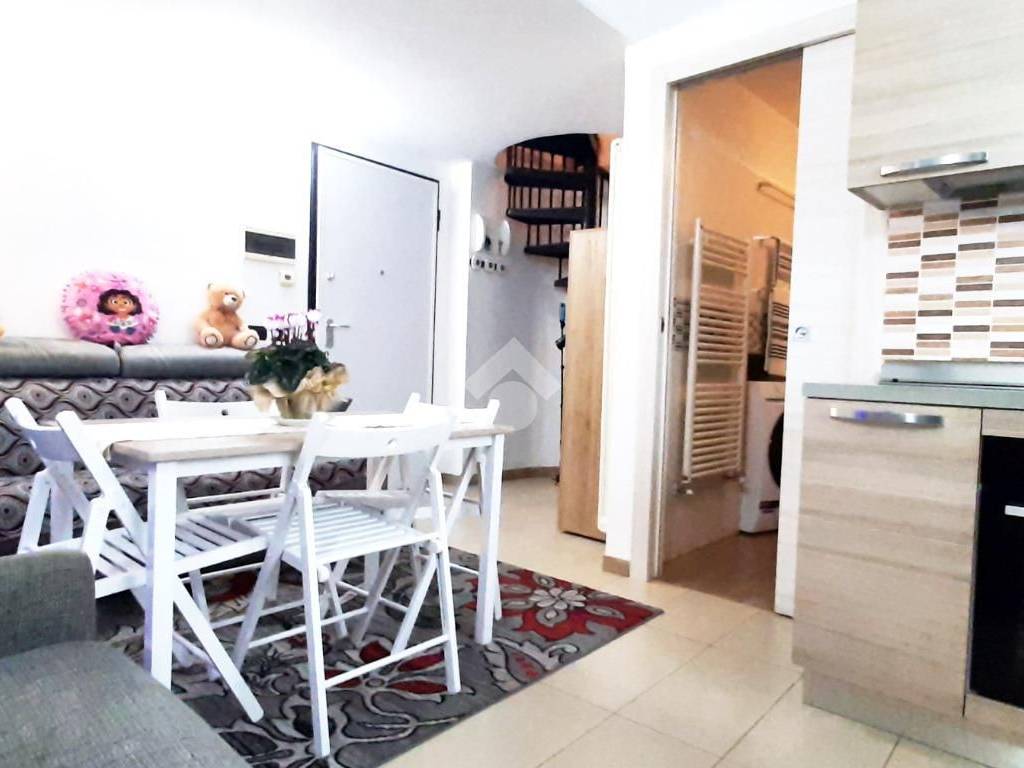 Sale Apartment Rovello Porro. 2-room flat in via Francesco Porro 5 ...
