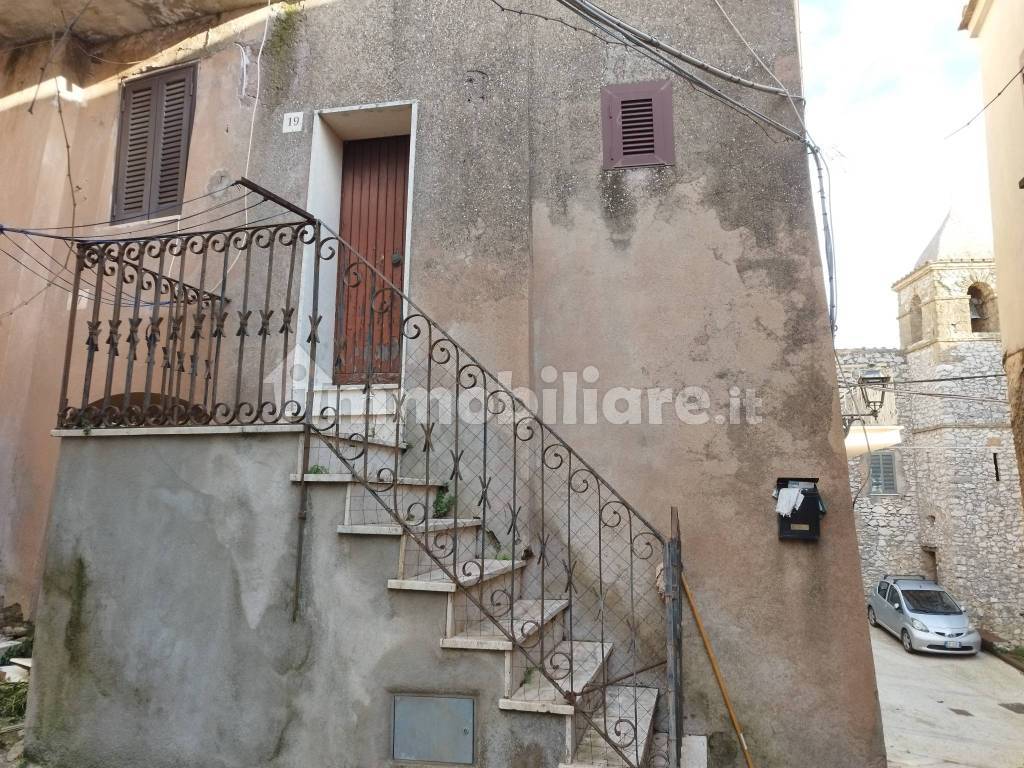 Vendita Appartamento Sant'Oreste. Bilocale in via Fuori Porta Sant ...