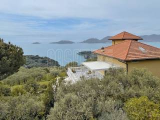 Case in vendita Lerici - Immobiliare.it