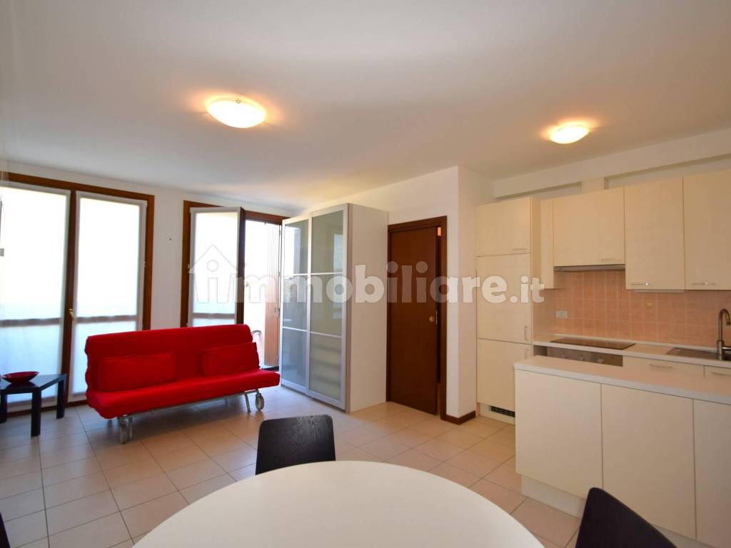 Vendita Appartamento Parma. Monolocale in via Louis Pasteur. Ottimo ...