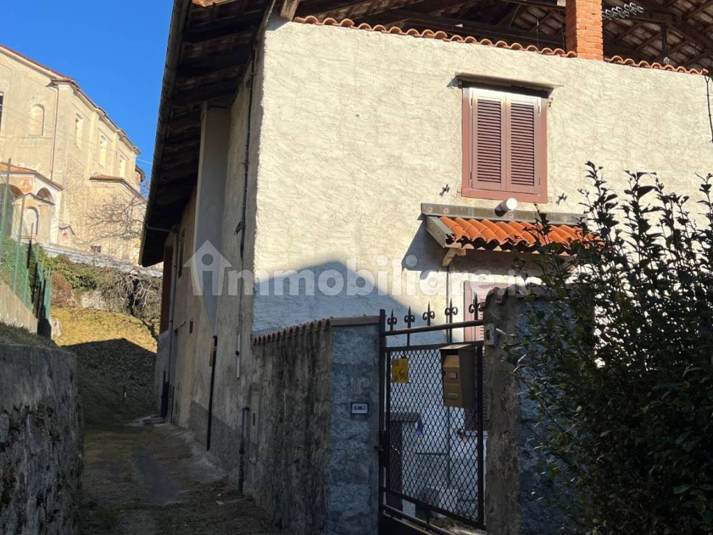 Vendita Rustico in via Beata Panacea 8 Cellio con Breia. Da ...