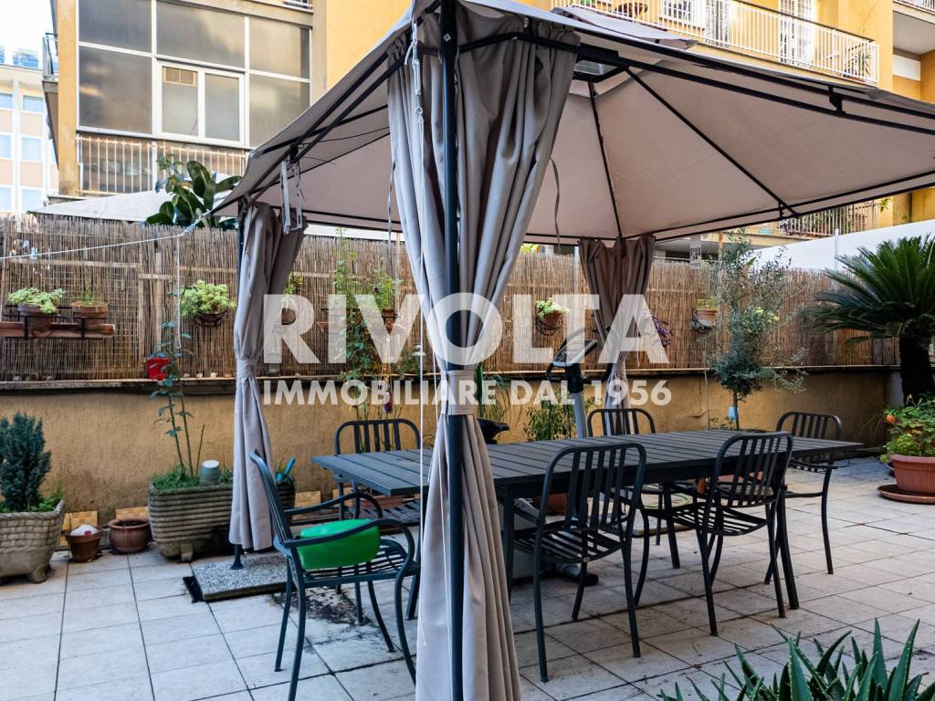 Vendita Appartamento in via Mario Savini. Roma. Buono stato, piano ...