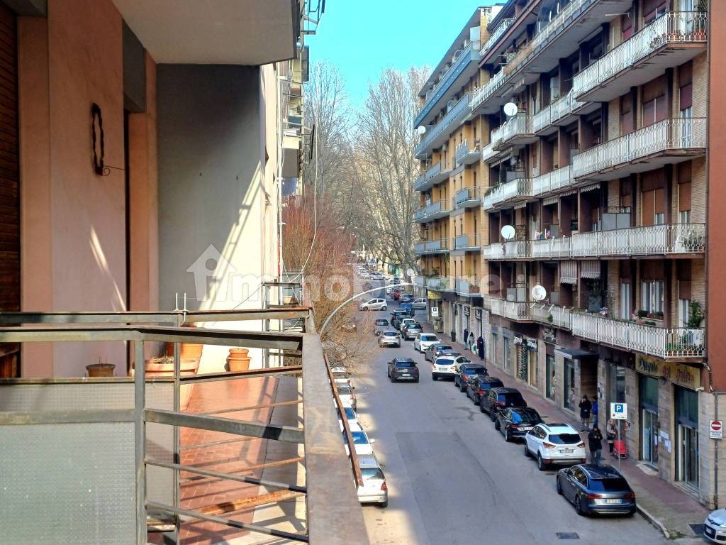 Vendita Appartamento Avellino. Trilocale in via Michele Capozzi 4. Da ...