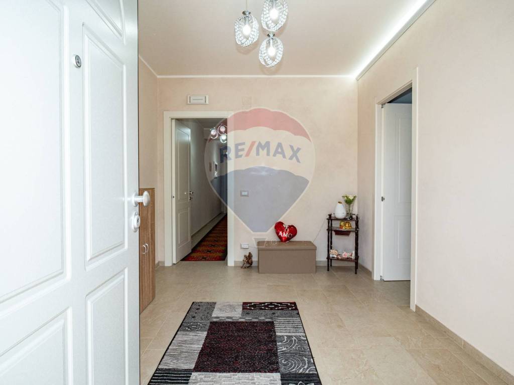 Vendita Appartamento San Pietro Clarenza. Quadrilocale in via Enna 15 ...