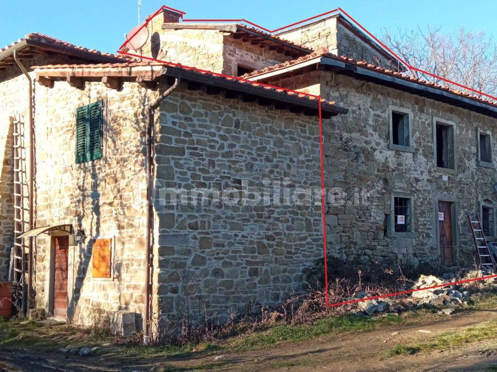 Vendita Rustico in Località La Chiesa Castel San Niccolò. Da ...