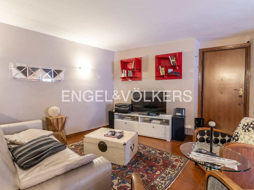 Vendita Appartamento Roma. Bilocale in via della Luce. Ottimo stato ...