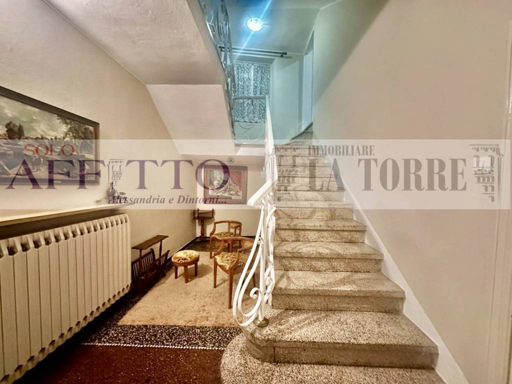 Affitto Terratetto unifamiliare in via Toselli Fresonara. Buono stato, con balcone ...